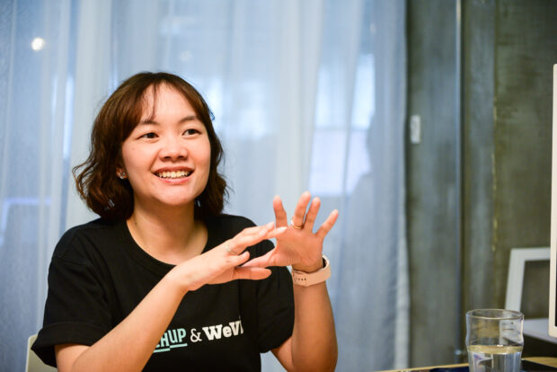 'ธนิสรา เรืองเดช' ผู้ร่วมก่อตั้ง Wevis กับเป้าหมายเปลี่ยนแปลงสังคมไทย ...