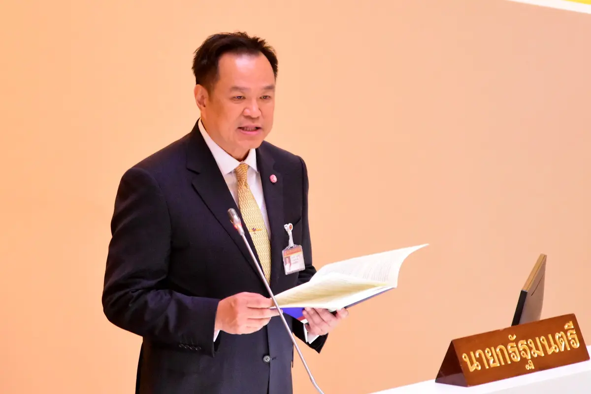 “อนุทิน” แถลงนโยบายแก้เร่งปัญหา 5 ด้าน ย้ำ ครม.ชุดนี้เป็นอิสระ-ไร้คนบง ...