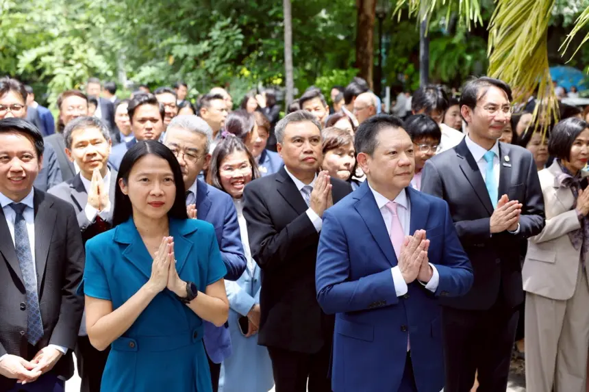 ‘เอกนิติ’ แจง “Quick-Big-Win” แพ็กเกจกระตุ้นเศรษฐกิจ 4 เดือน ชง ครม.ไฟเขียว “คนละครึ่งพลัส” ต.ค. ...